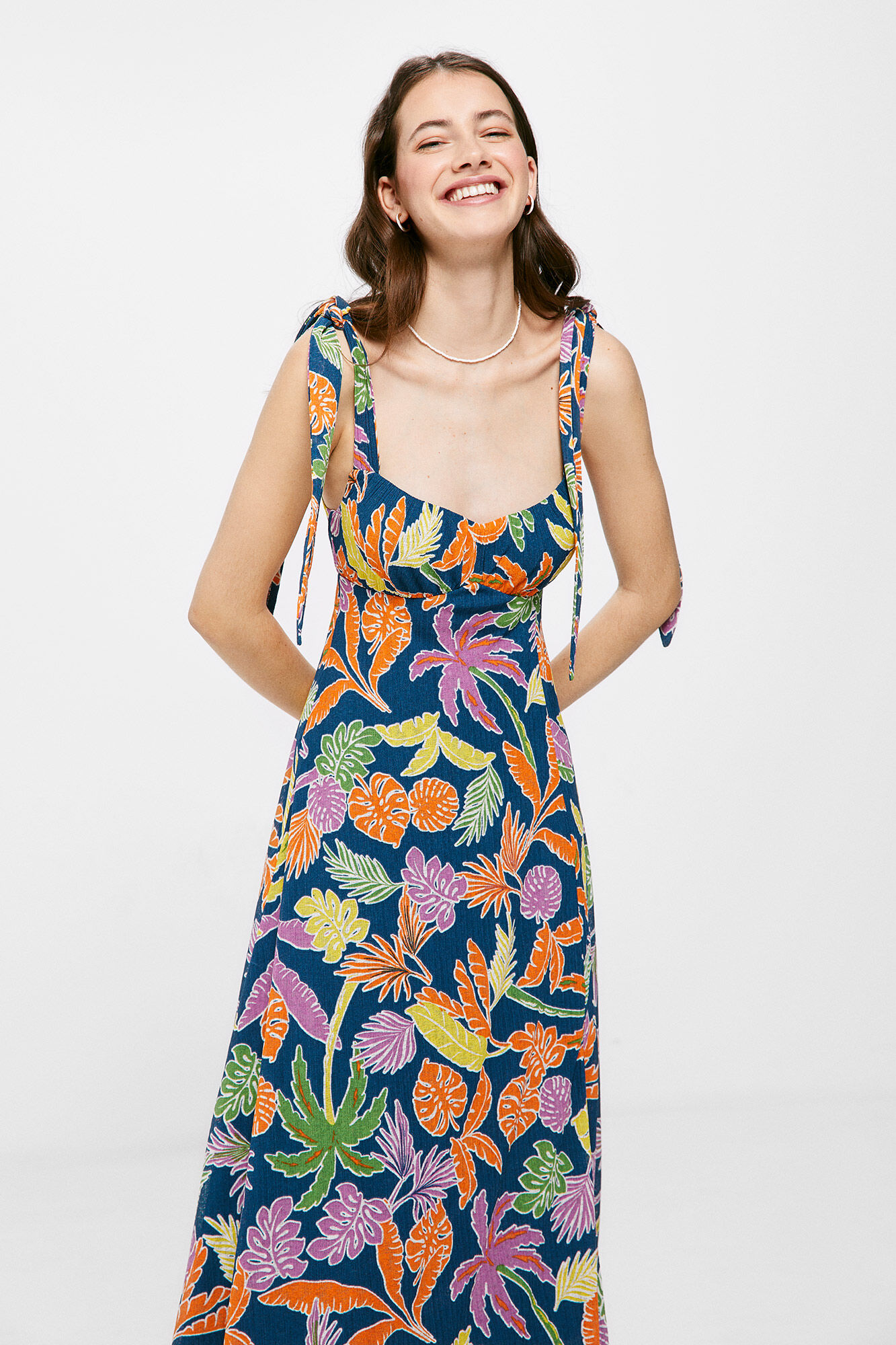 Vestido Midi Estampado Tropical | Vestidos para mujer | Springfield-MX